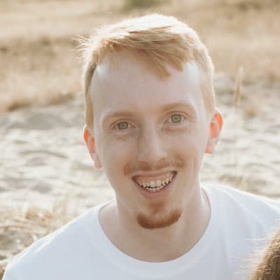 Shadcn UI Blocks - Tailark Quartz